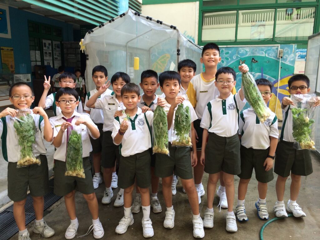 新加坡公教中學(小学) - Eistudy.com