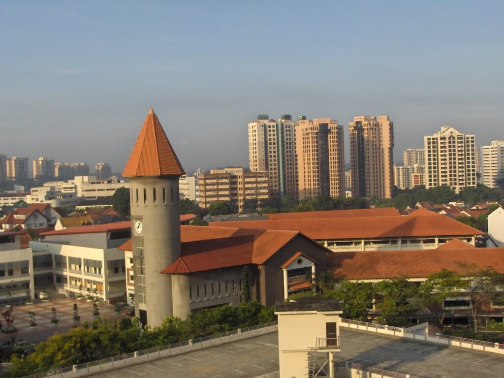 新加坡公教中學(小学) - Eistudy.com