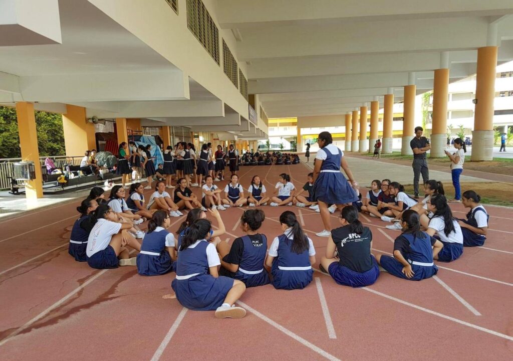 巴耶利峇美以美女小 - Eistudy.com